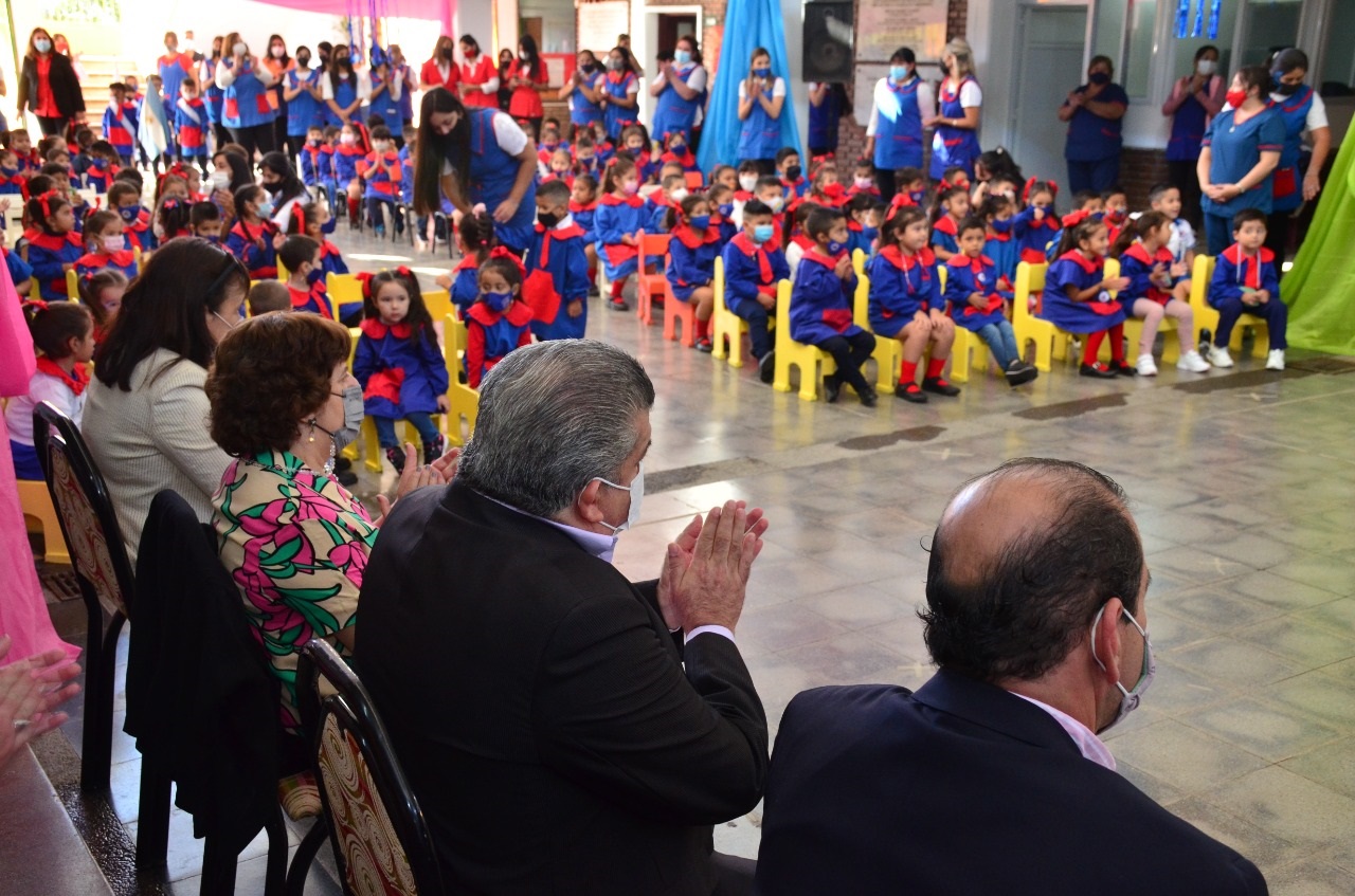 Una fiesta en la Escuela Maternal por el inicio de las clases - Monterizos