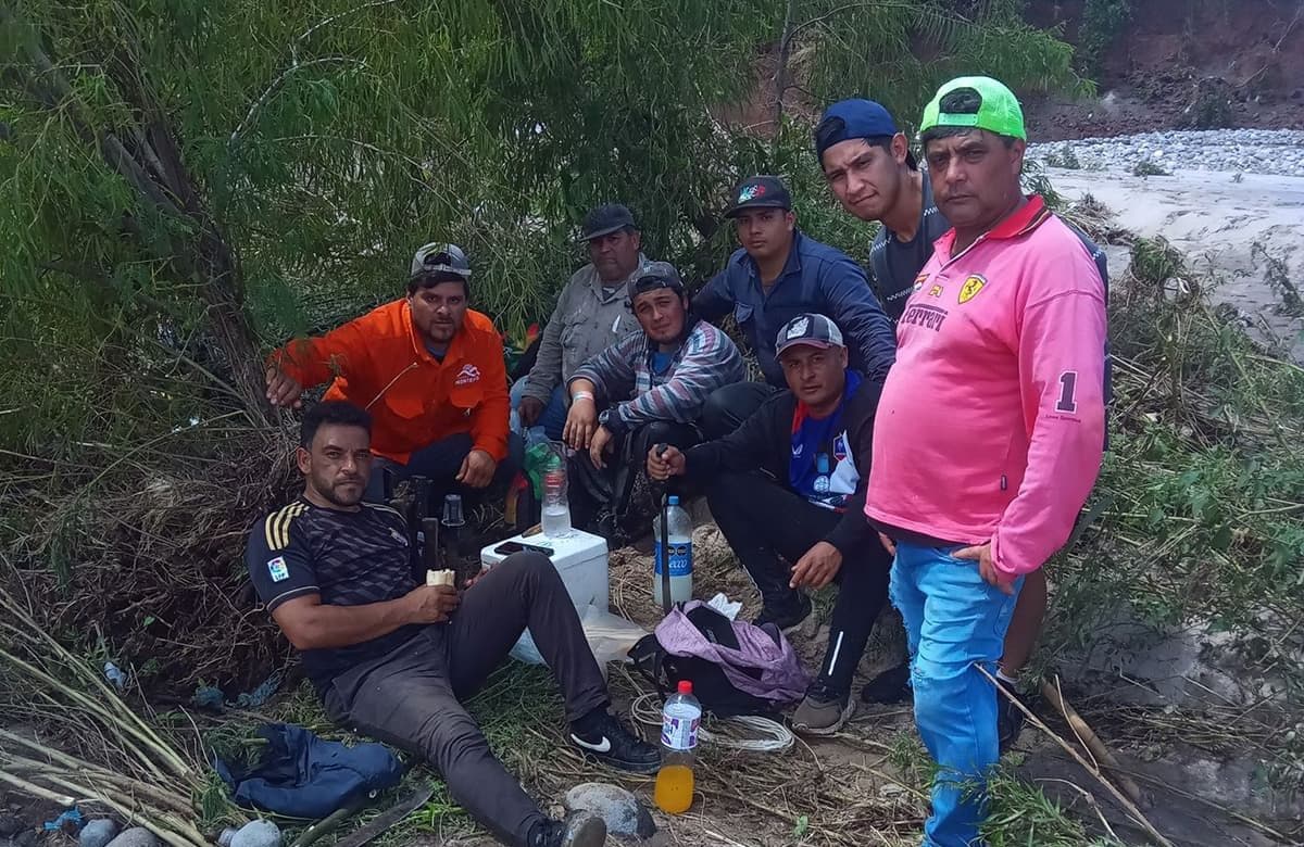 La búsqueda no se detiene: familiares y amigos se suman al rastrillaje ...